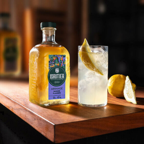 Rhum arrangé isautier. Le trésor de l'île de la Réunion - Les Rhums du ...